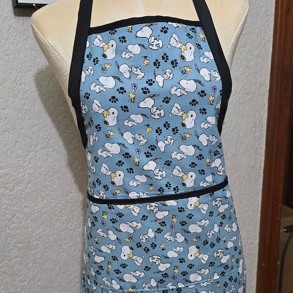 Peanuts Snoopy Apron - Etsy