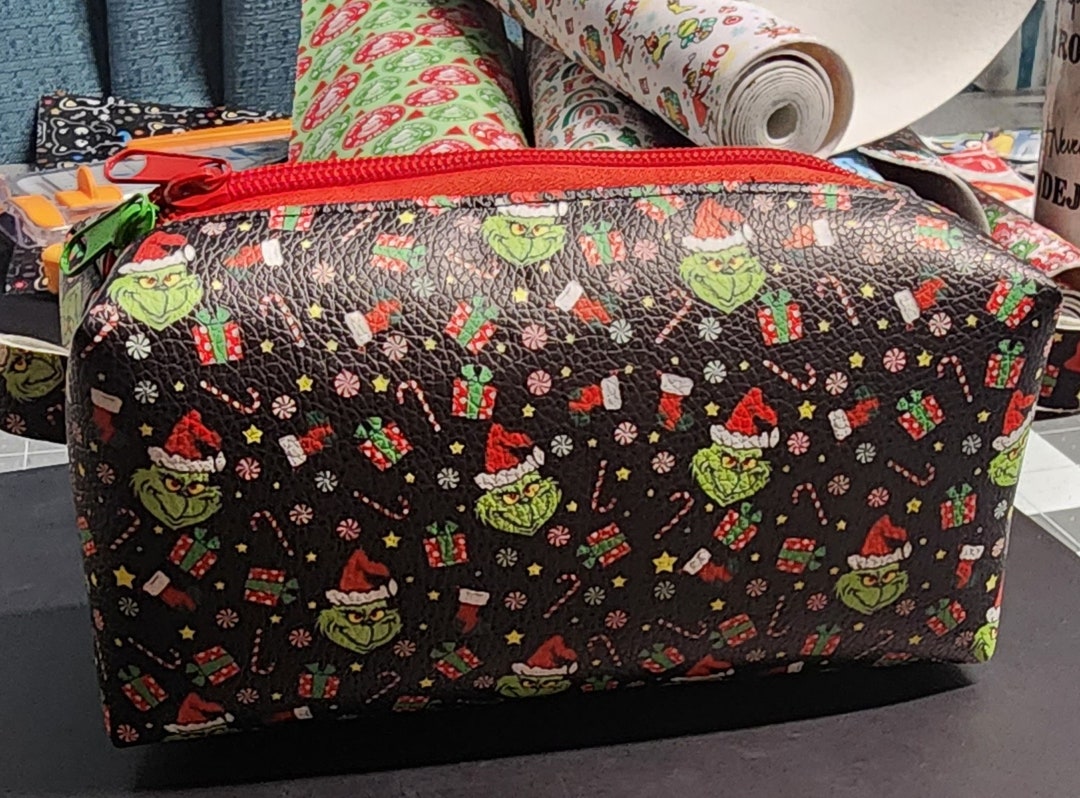 Grinch Makeup Zipper Bags - Etsy
