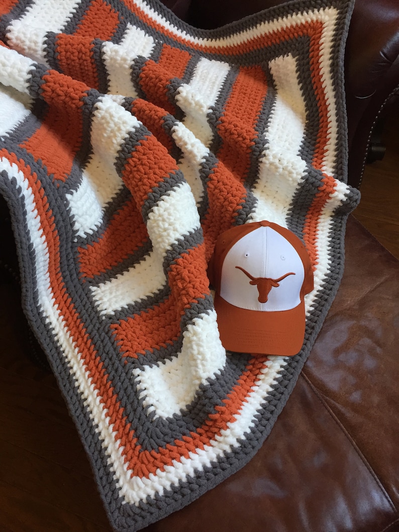 MADE TO ORDER Collegiate Game-day Custom Crochet Blankets - Etsy