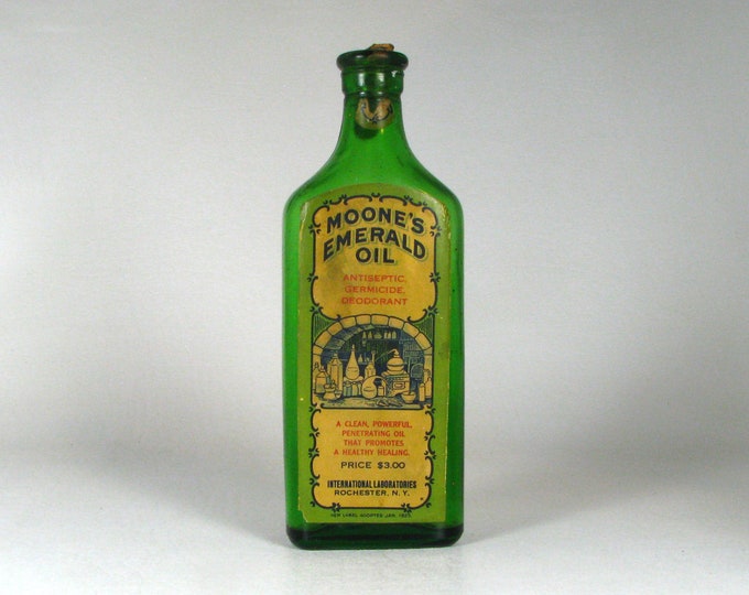 Neat Old Labeled MOONE'S EMERALD Oil Medicine Bottle, ANTISEPTIC ...
