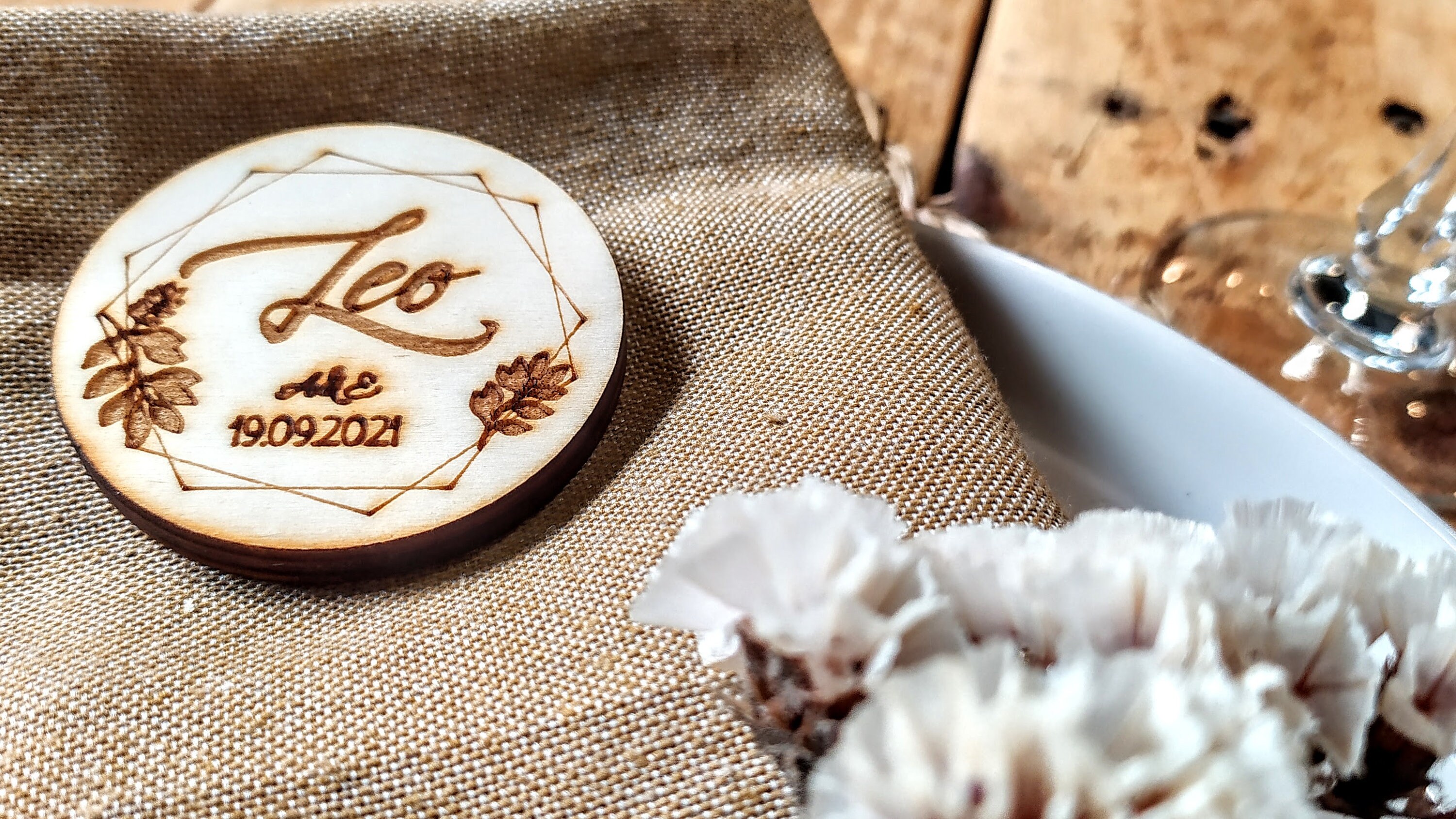 Wedding details. Custom magnets. Wooden magnets. Original | Etsy