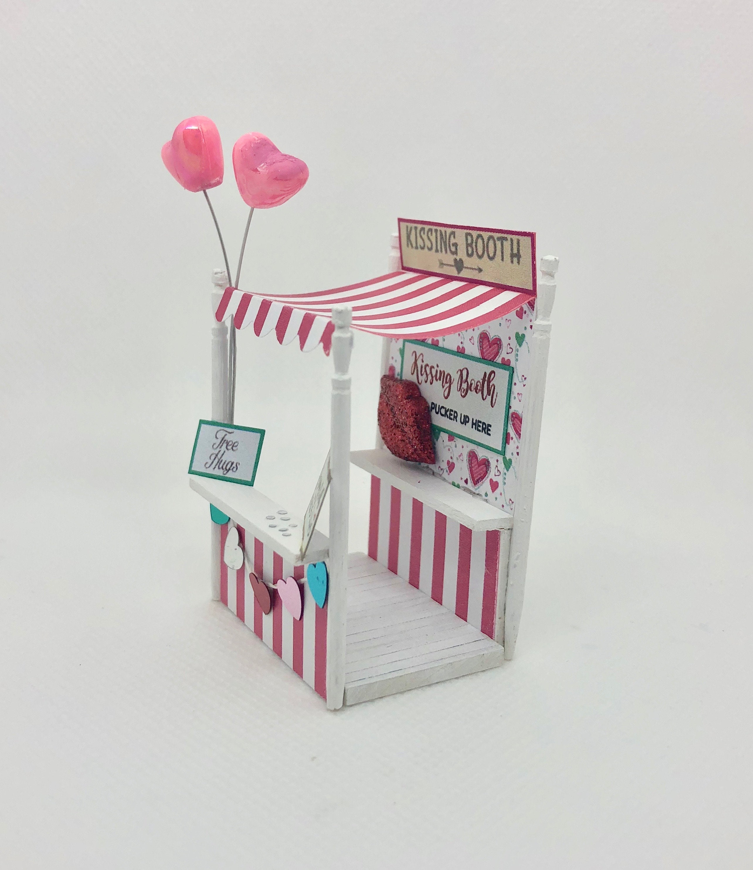1:48 Kissing Booth Pop-up Shop KIT - Etsy