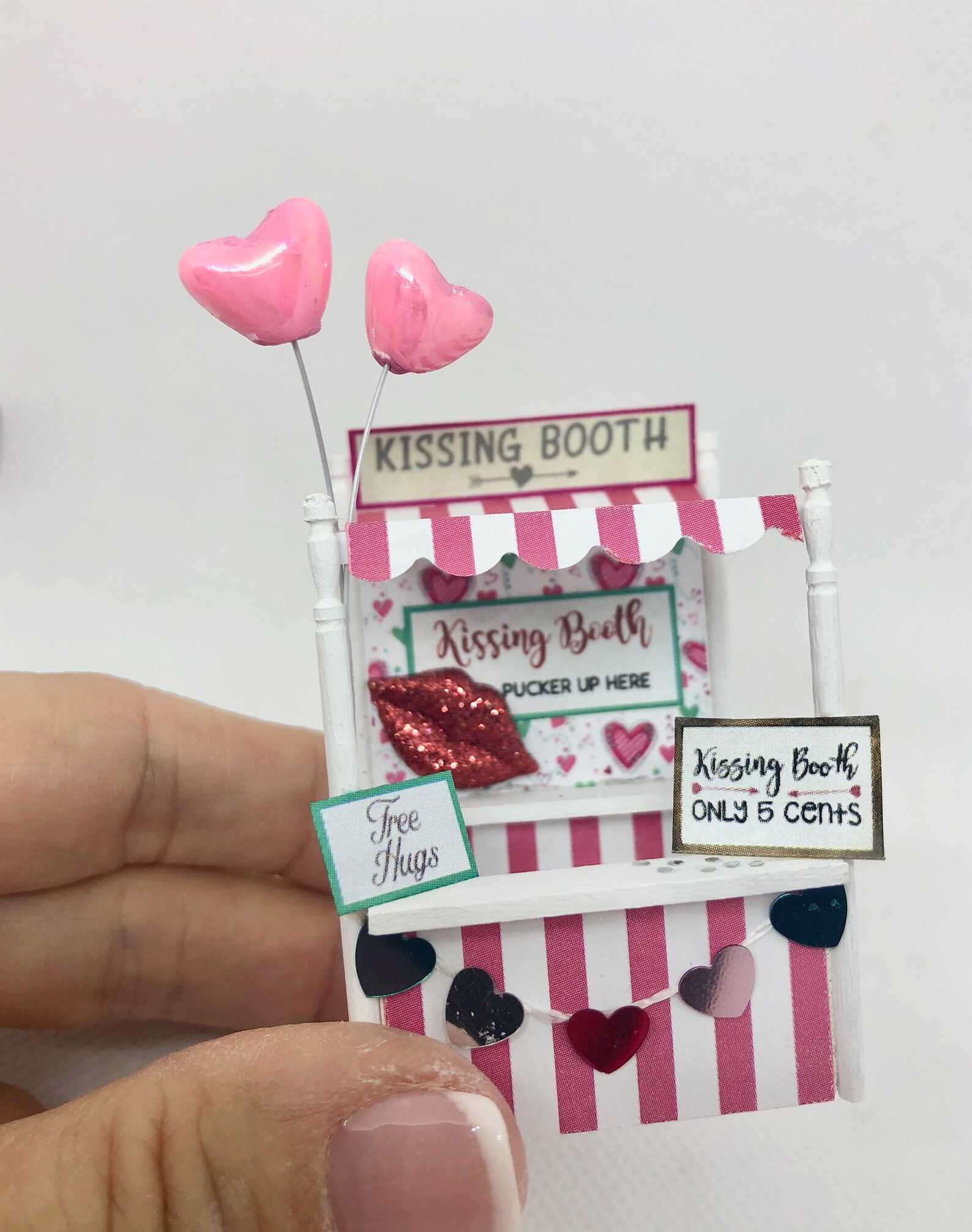 1:48 Kissing Booth Pop-up Shop KIT - Etsy