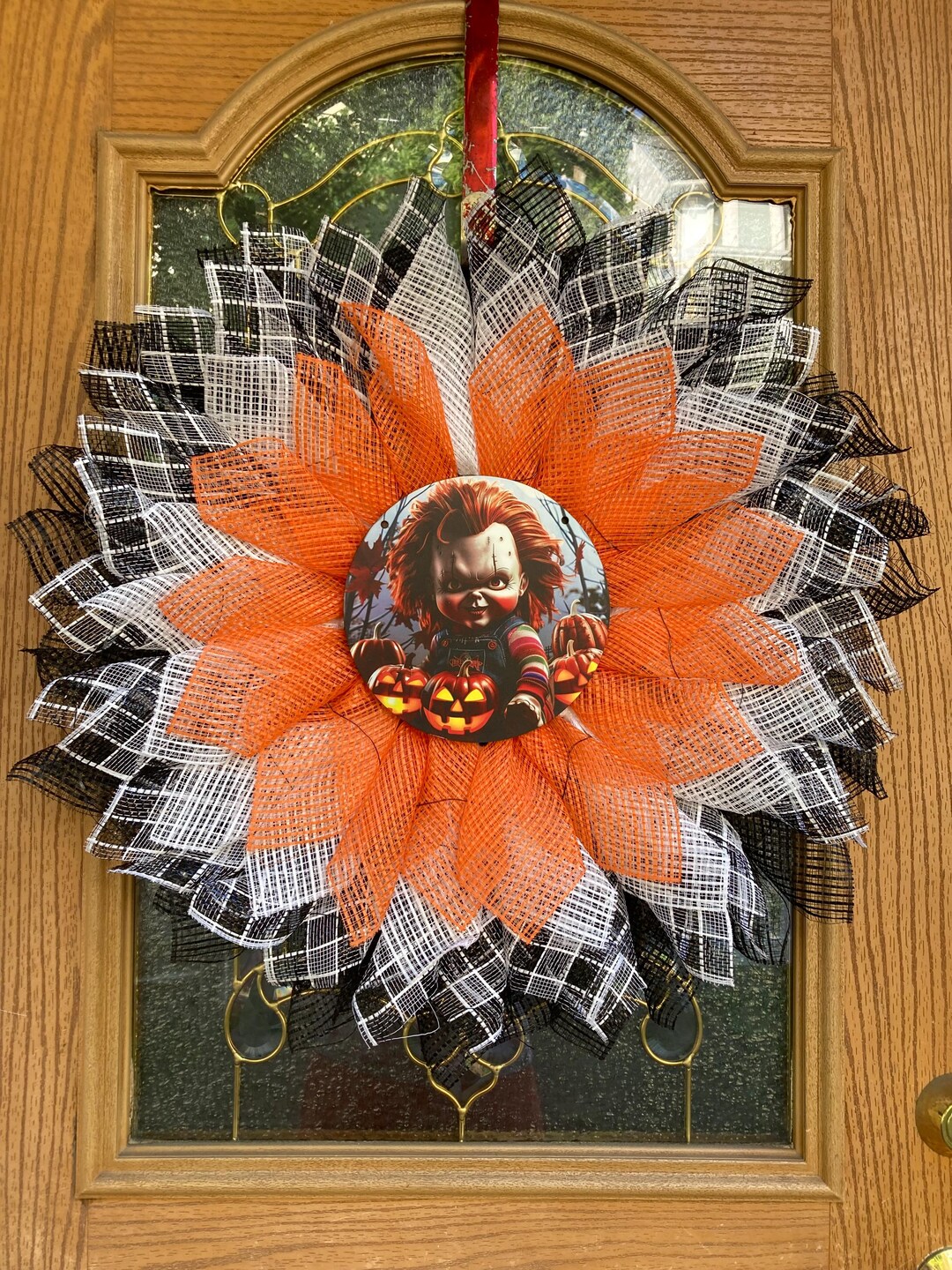 Spooky Halloween Wreath Featuring Chucky Doll & Glowing LED Lights ...