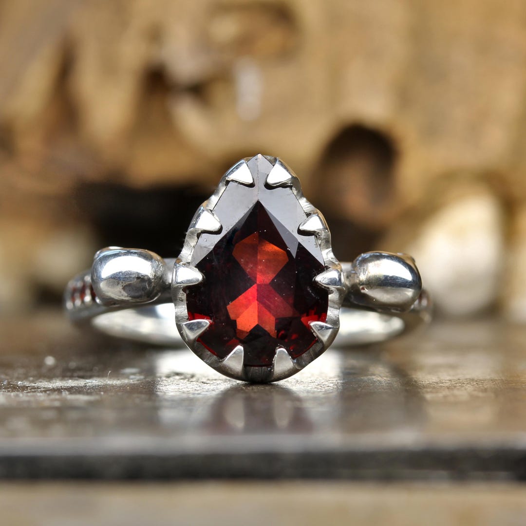 Garnet Skull Engagement Ring – 9ct Gold Gothic Engagement Ring With ...