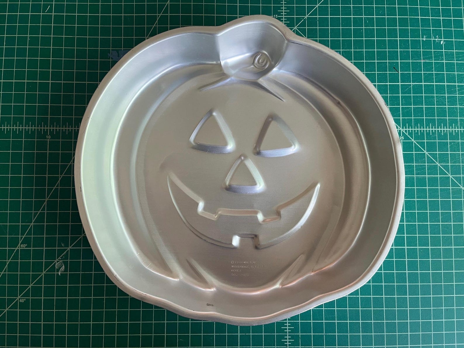 Vintage Wilton Halloween Pumpkin Cake Pan 1981 - Etsy