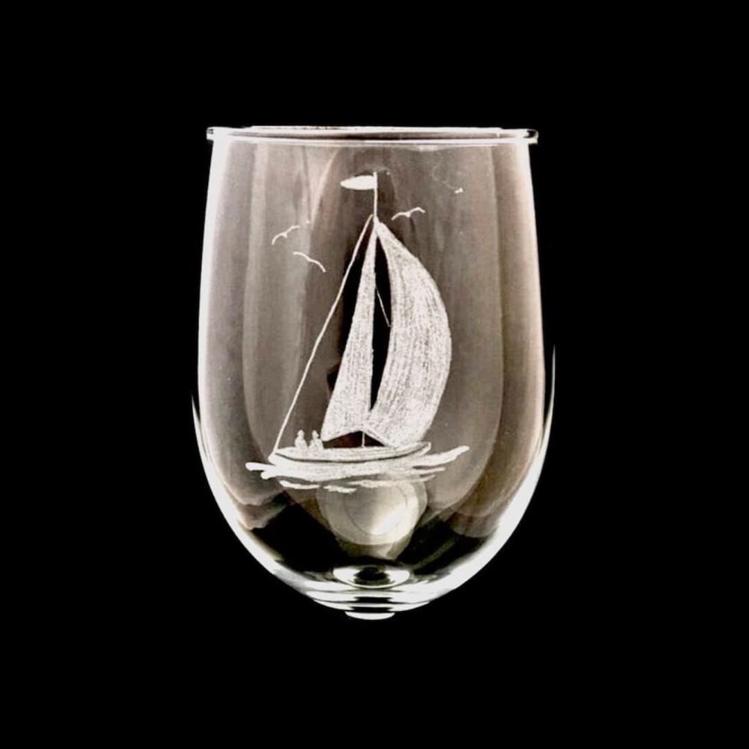 Sailing Yacht / Engraved Wine Glass / Yacht Design - Etsy