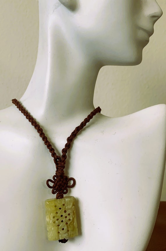Vintage Chinese Carved Jade Endless Knot Necklace, Wo… - Gem