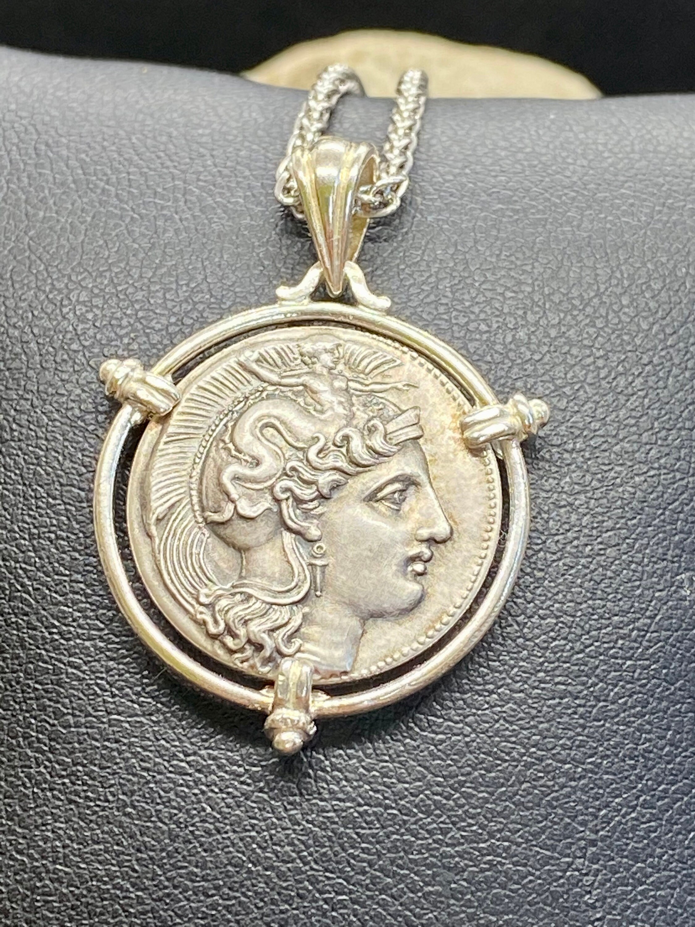 Athena Goddess Herakles Wrestling With the Nemean Lion Greek - Etsy