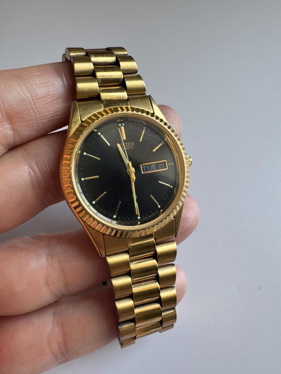 Vintage Citizen Quartz Day-date Watch With Black Dial - New Battery ...