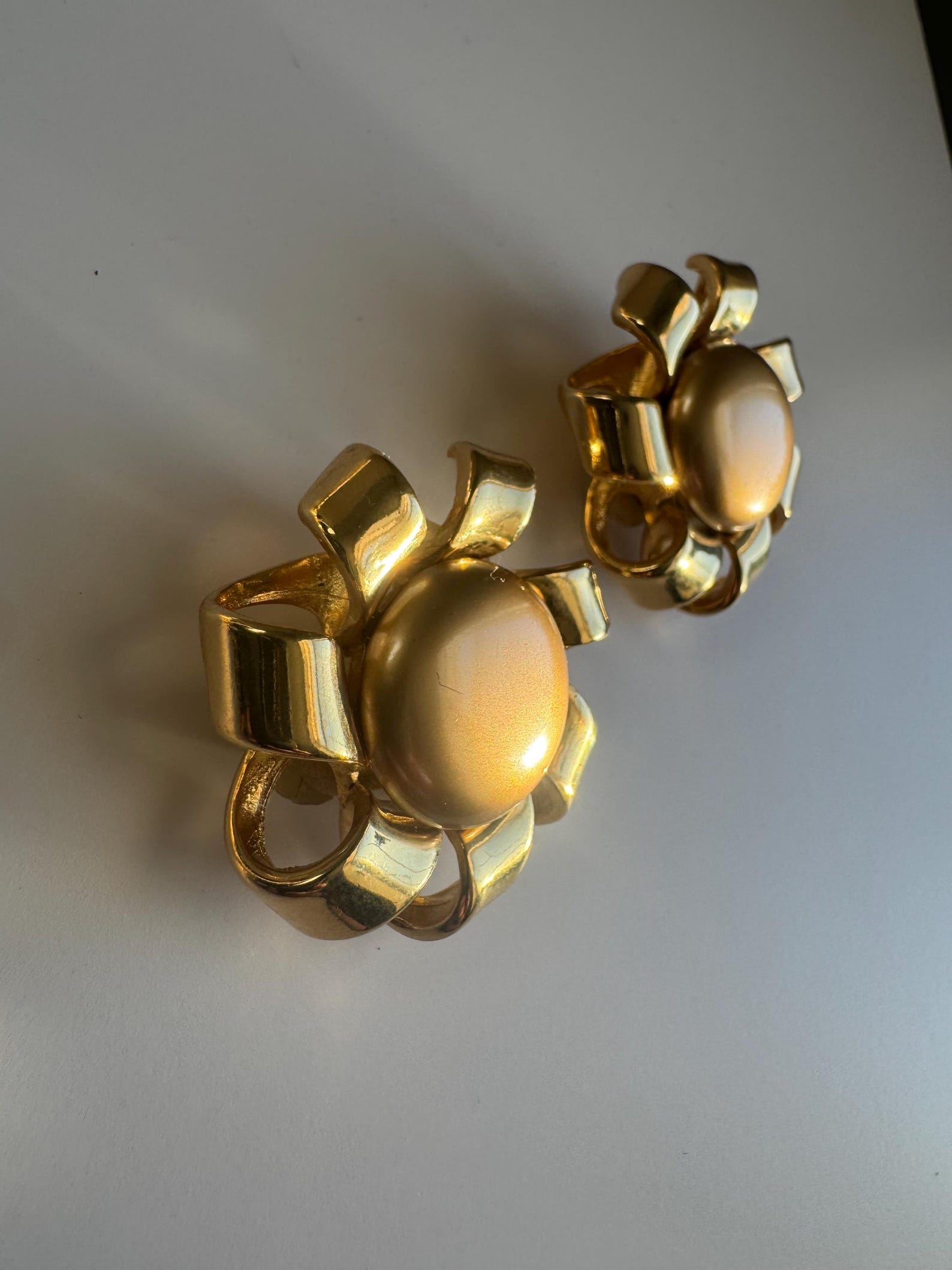 Vintage Gold Tone Erwin Pearl Flower Statement Clip on Earrings With ...