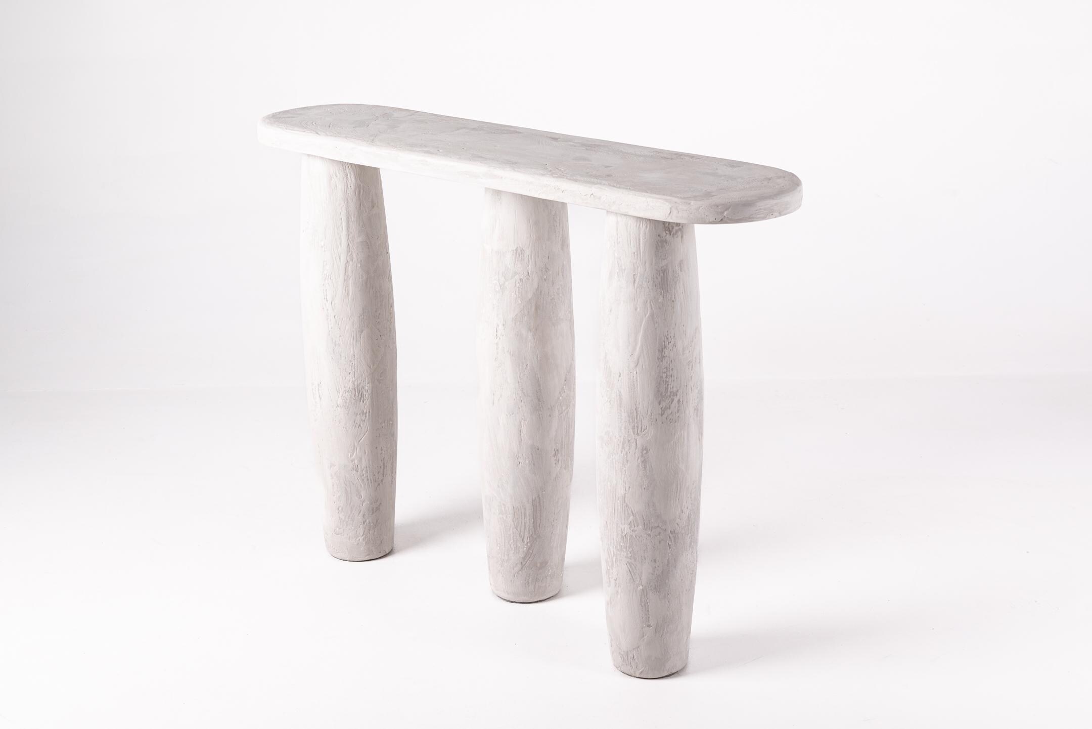 Modern Console Table | Three-legged Console Table | Mediterranean ...