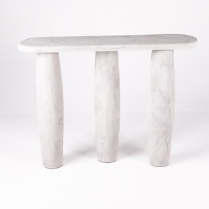 Modern Console Table | Three-legged Console Table | Mediterranean ...
