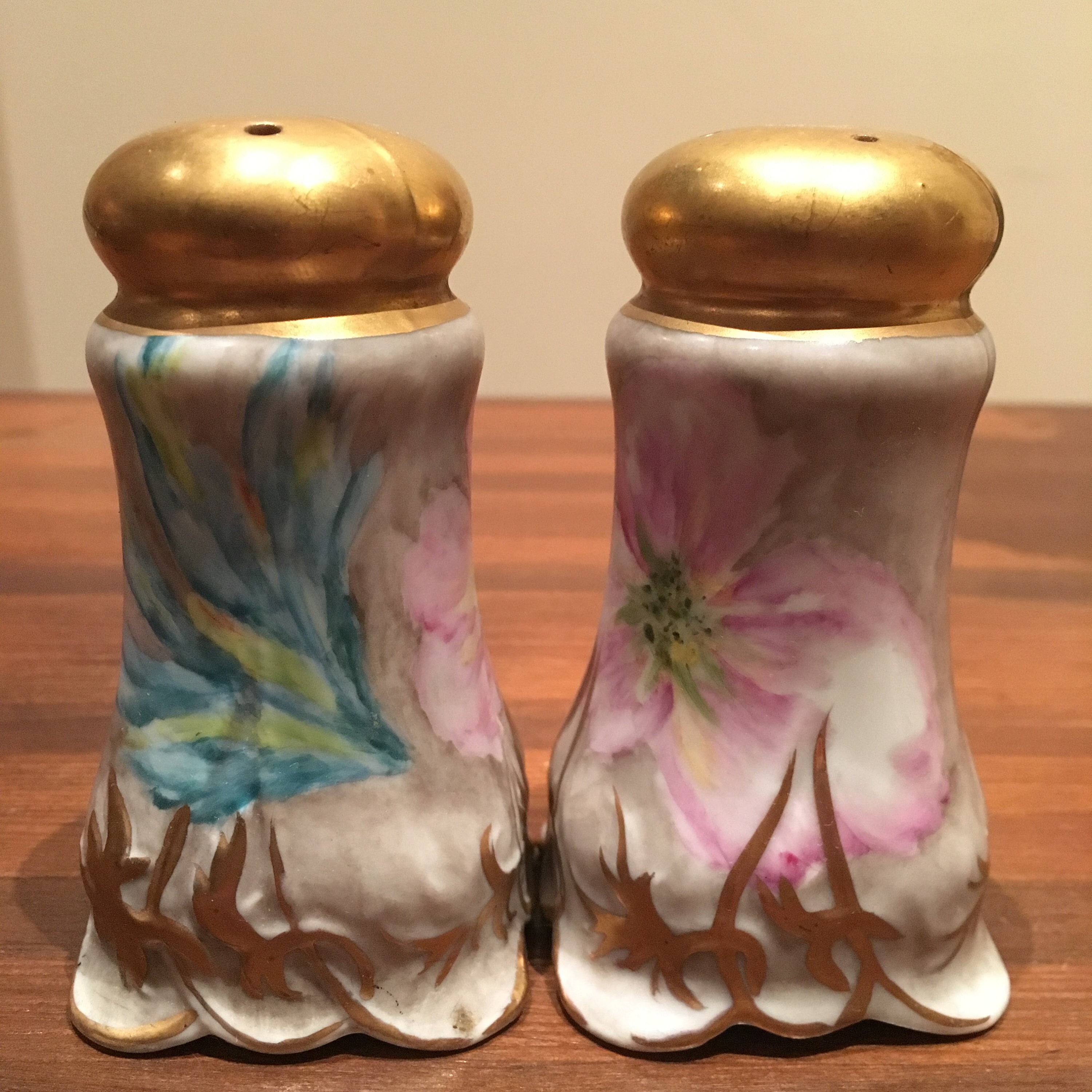 Vintage Floral Porcelain Salt and Pepper Shakers - Etsy