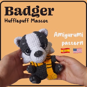 AMIGURUMI PATTERN, Badger Hufflepuff Mascot, Crochet Pattern, Wizard ...