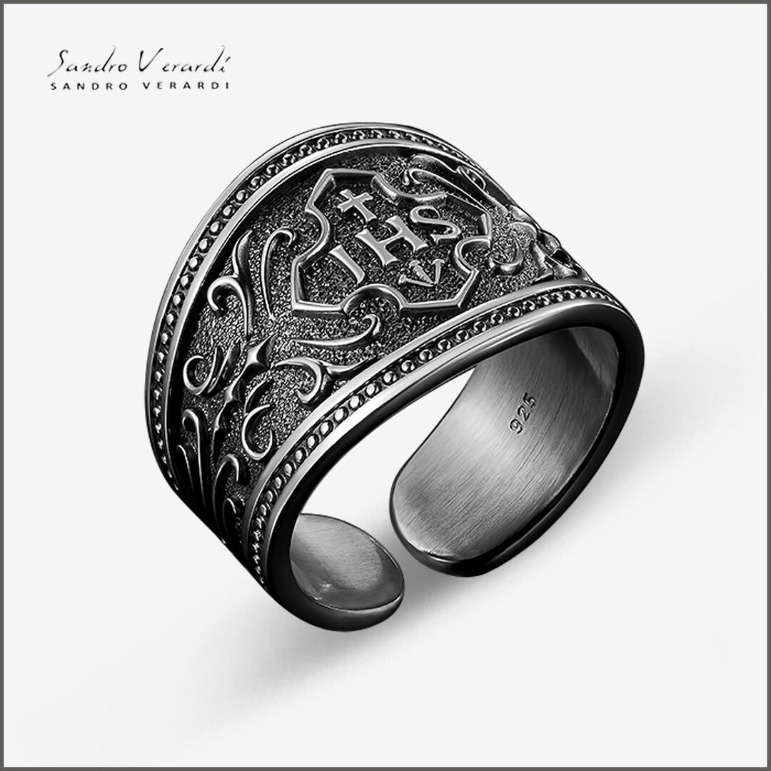 Anello da uomo in argento IHS il monogramma di Gesù by SANDRO VERARDI ...