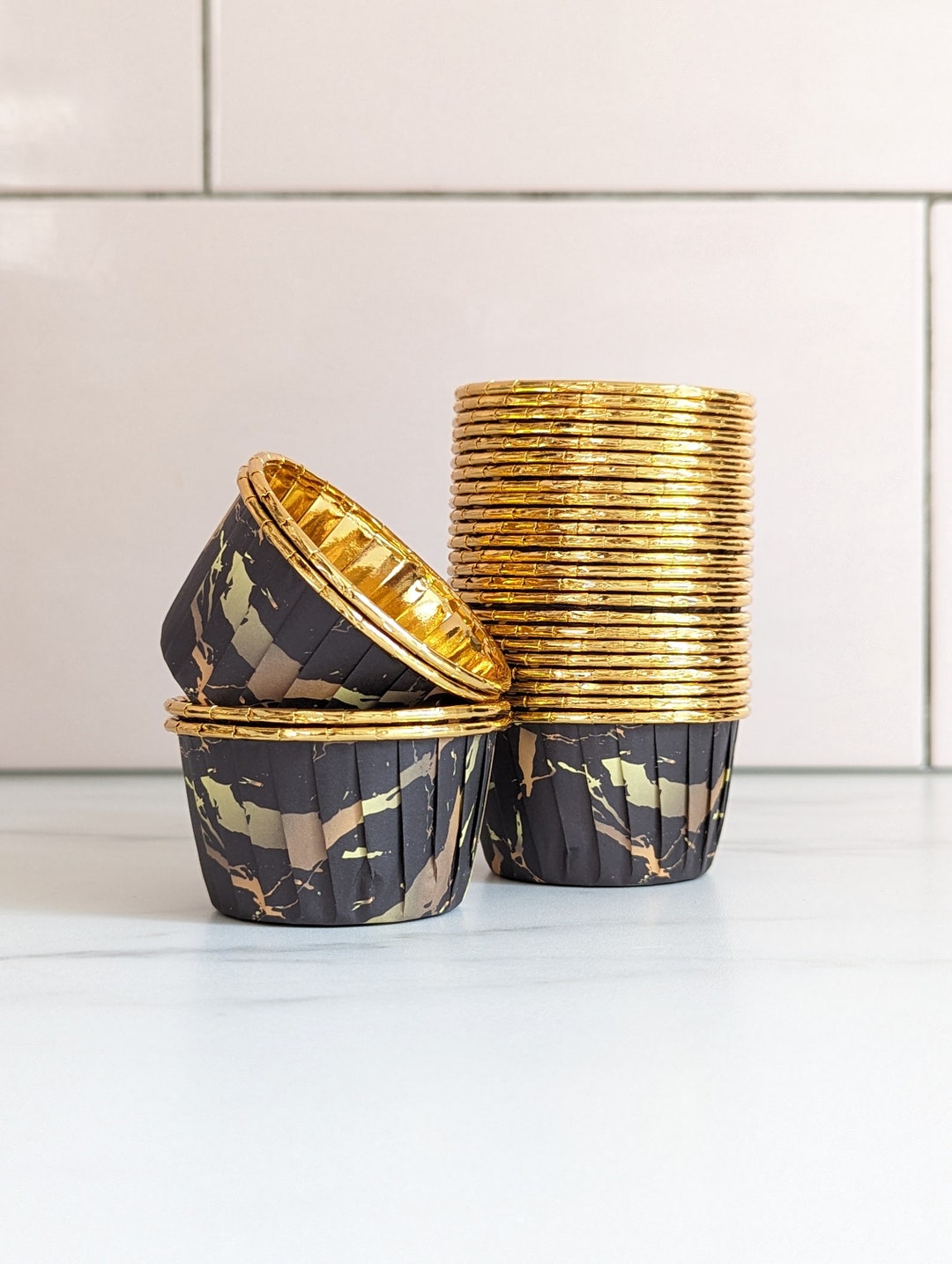 Cupcake Liners Metallic Cupcake Cases, Pleated Portoro and Gold ...