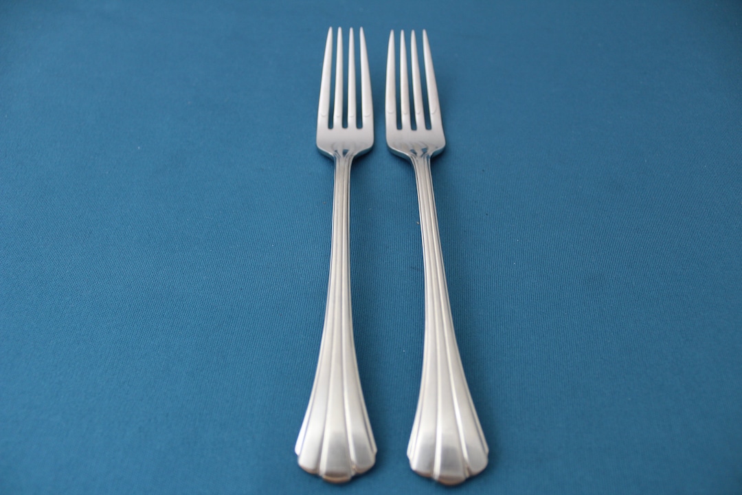 2 Dinner Forks Kirk Stieff SATIN FLUTES 1984 Korea Stainless LIGHT Use ...