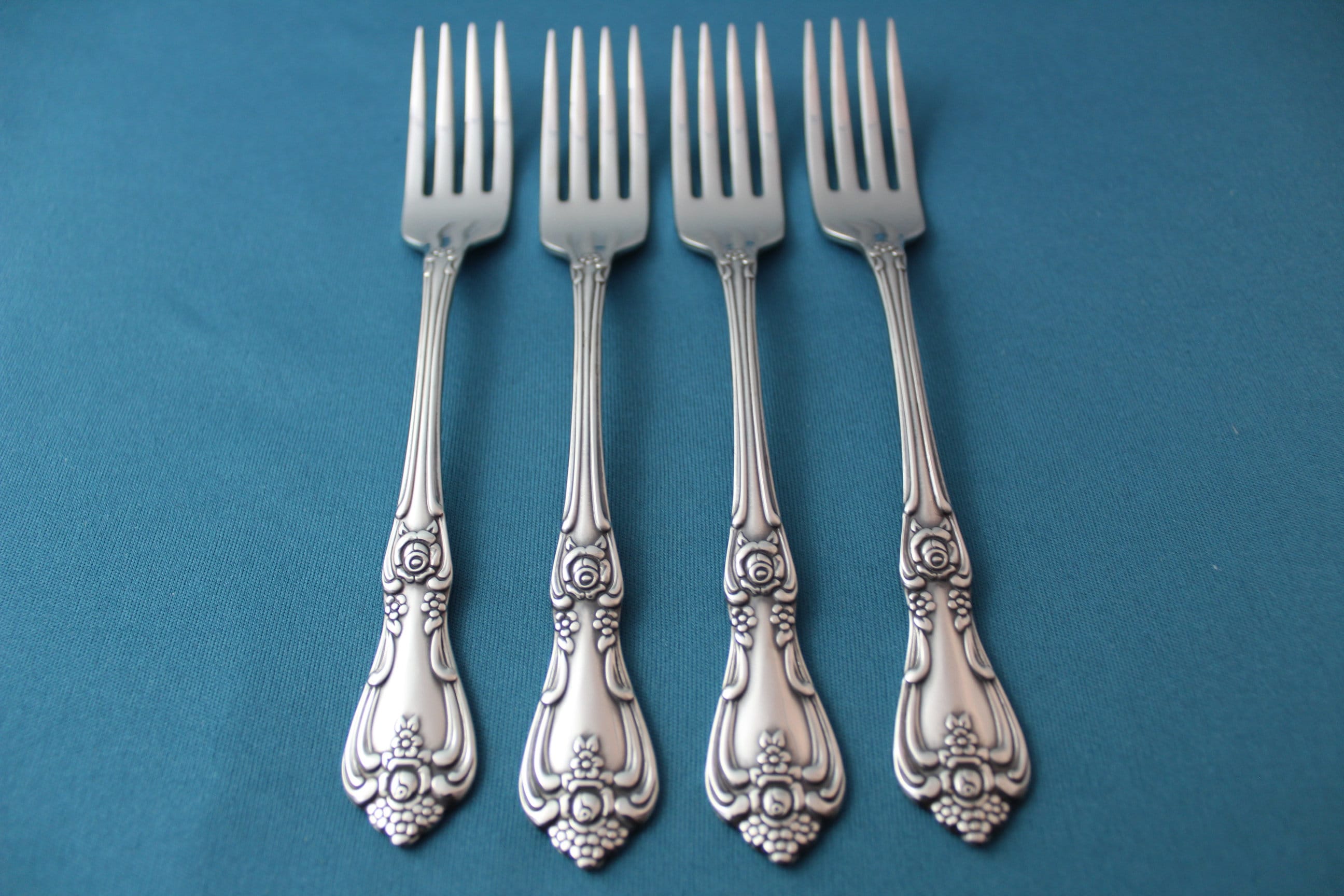 4 Dinner Forks Oneida Wm A Rogers Premier PRESIDENT Stainless LIGHT USE ...
