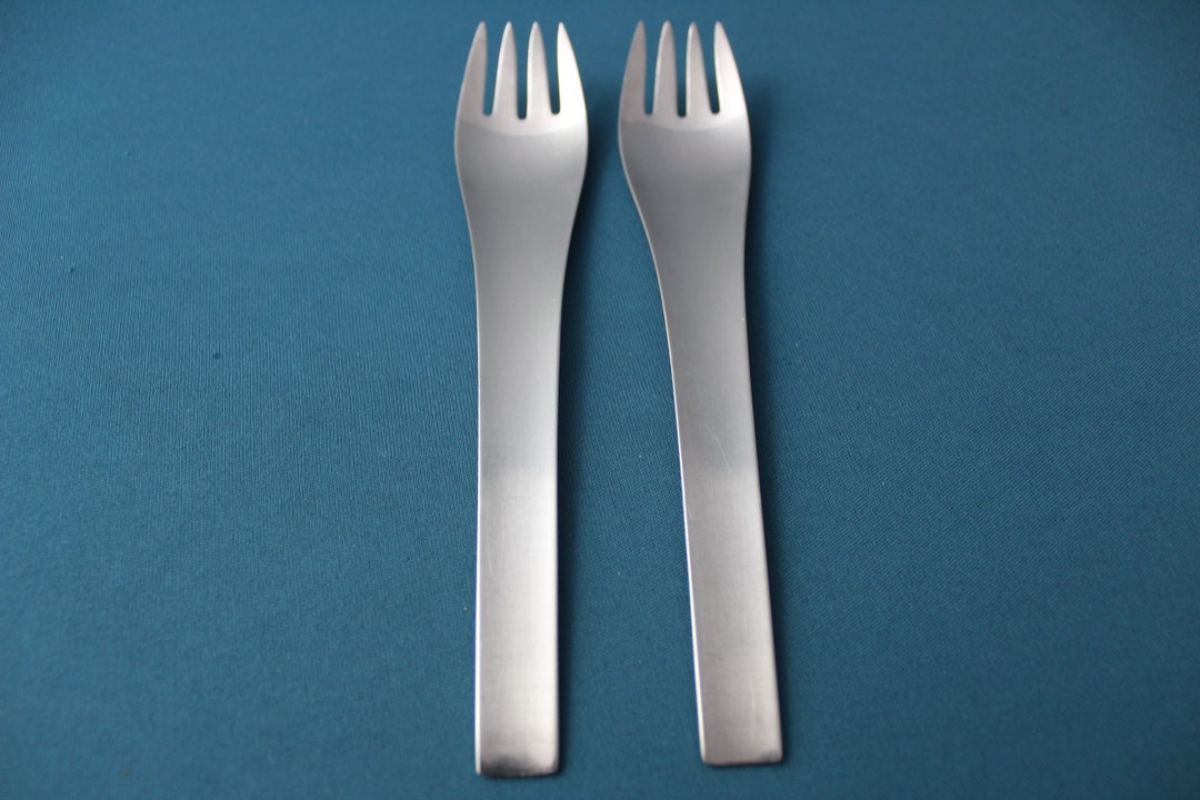 2 Dinner Forks Georg Jensen BLUE SHARK Satin Stainless Denmark 6 3/4 ...