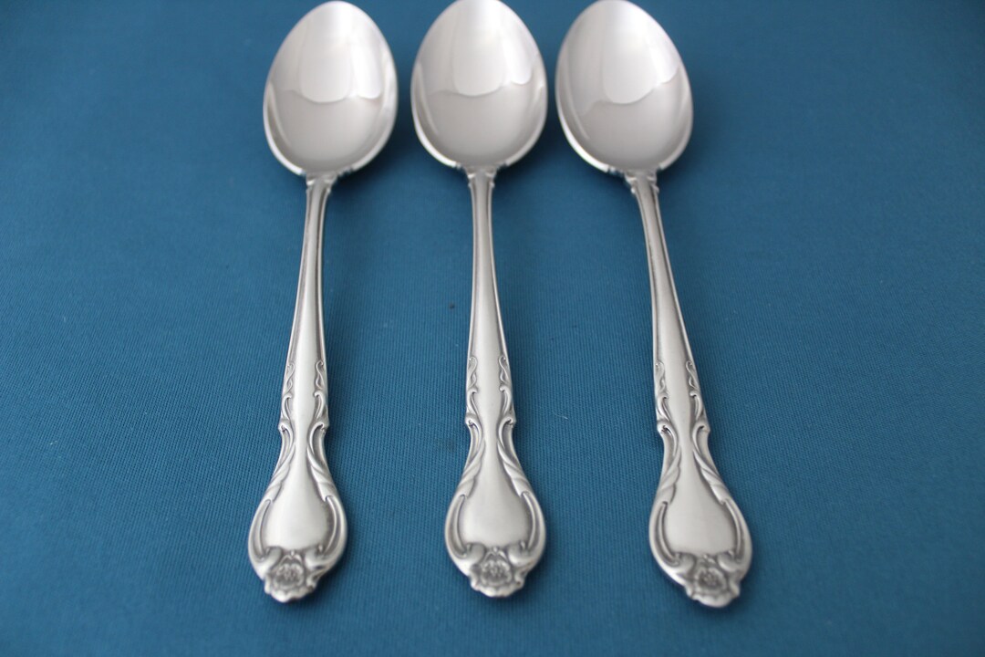 3 Place Oval Soup Spoons International Lyon QUEEN'S FANCY Stainless ...