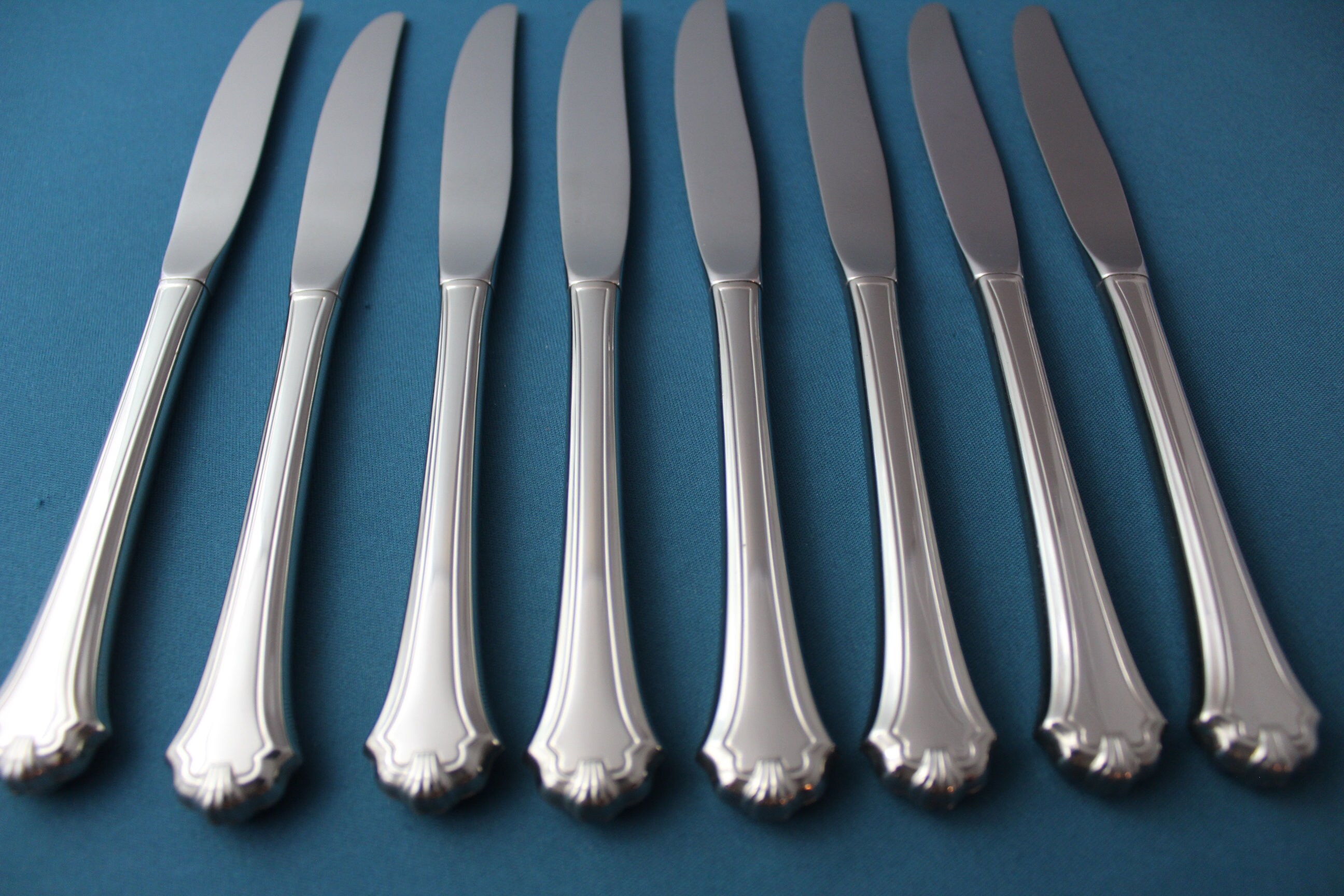 8 Dinner Knives Hollow Oneida MIDTOWNE USA Stainless NEW 9" - Etsy