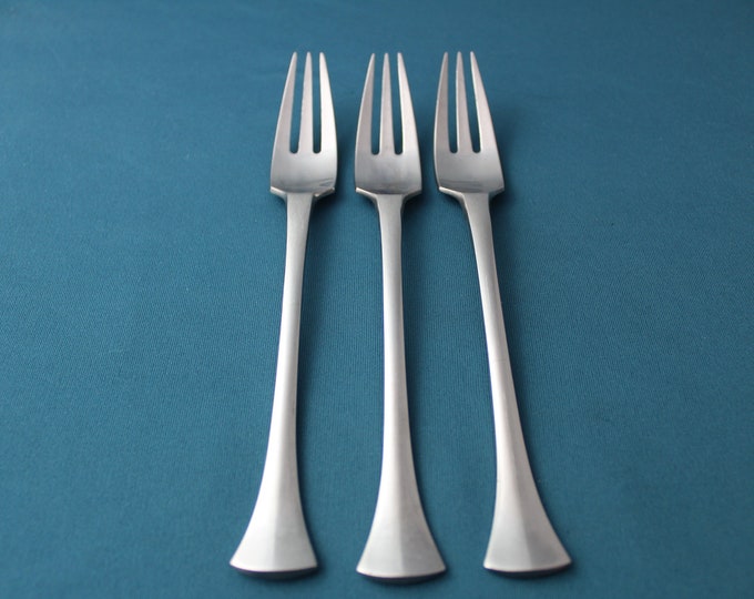 3 Dinner Forks Dansk THISTLE Satin Stainless France 7 3/4 - Etsy