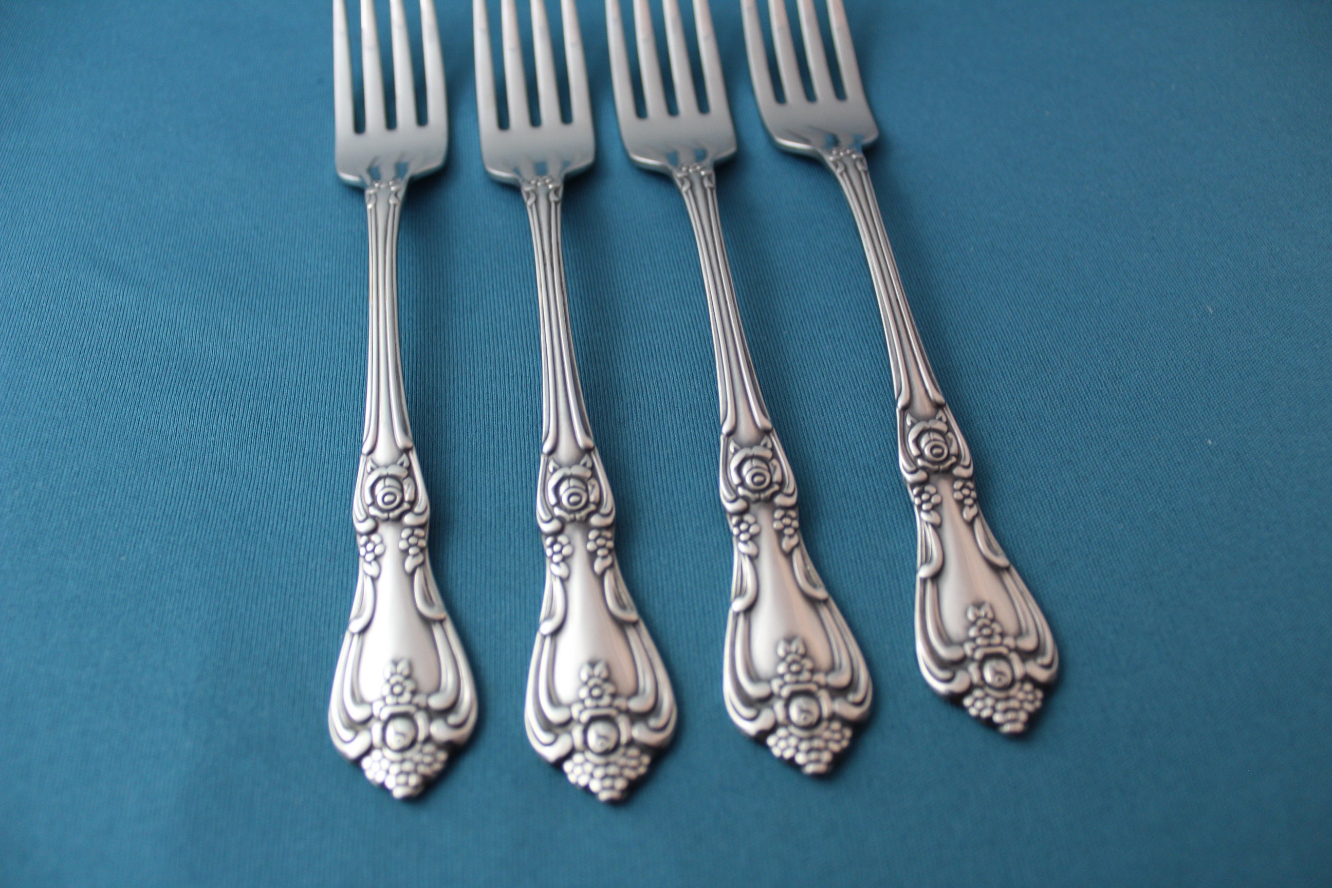 4 Dinner Forks Oneida Wm A Rogers Premier PRESIDENT Stainless LIGHT USE ...