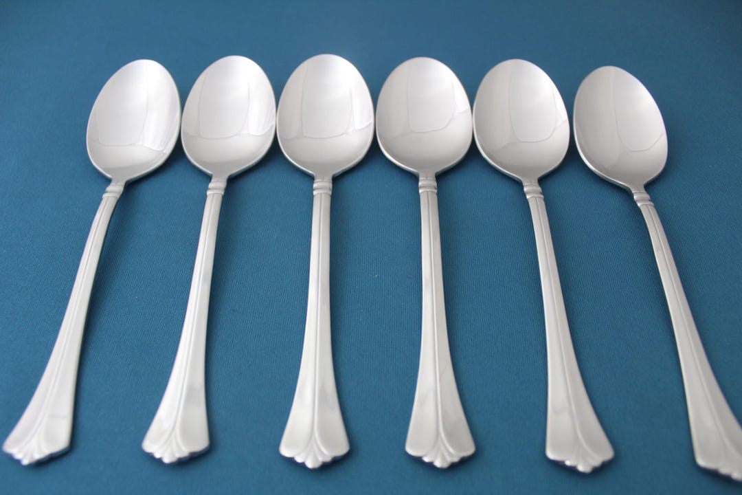 6 Place Oval Soup Spoons Pfaltzgraff ELLINGTON GLOSSY Gloss 18/8 ...