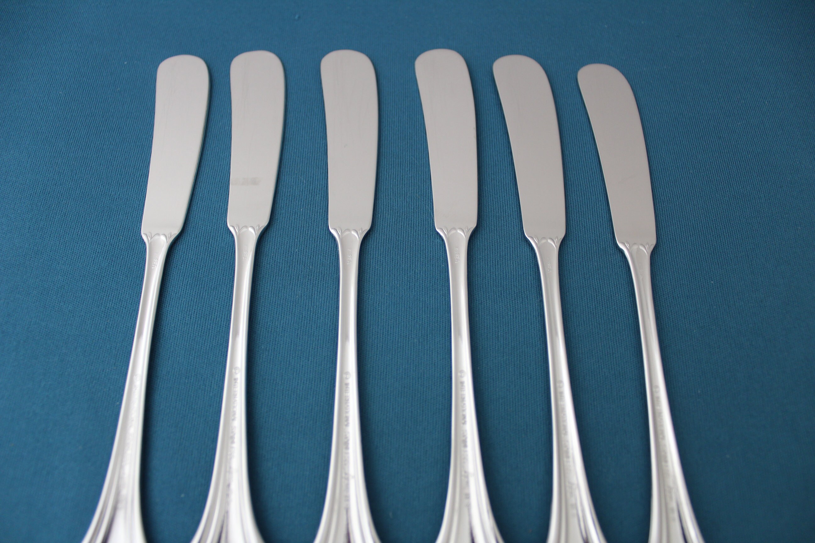 6 Flat Handle Butter Spreaders Lyon International RESPLENDENCE Glossy ...