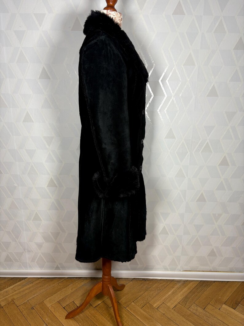 Casaco trench coat vintage preto de camurça dos anos 90 - Jaqueta longa ...