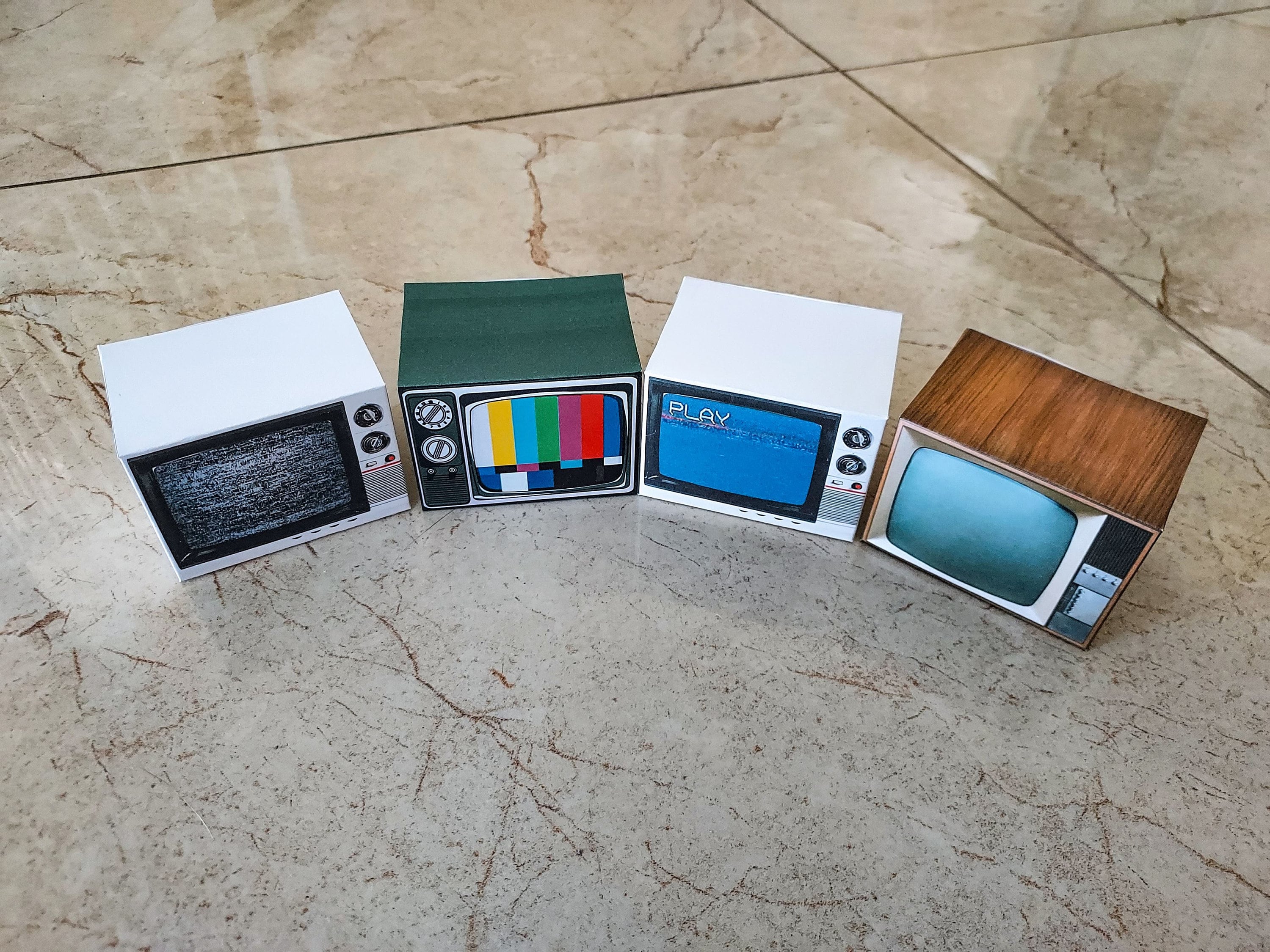 Retro TV Box: DIY Printable PDF - Etsy