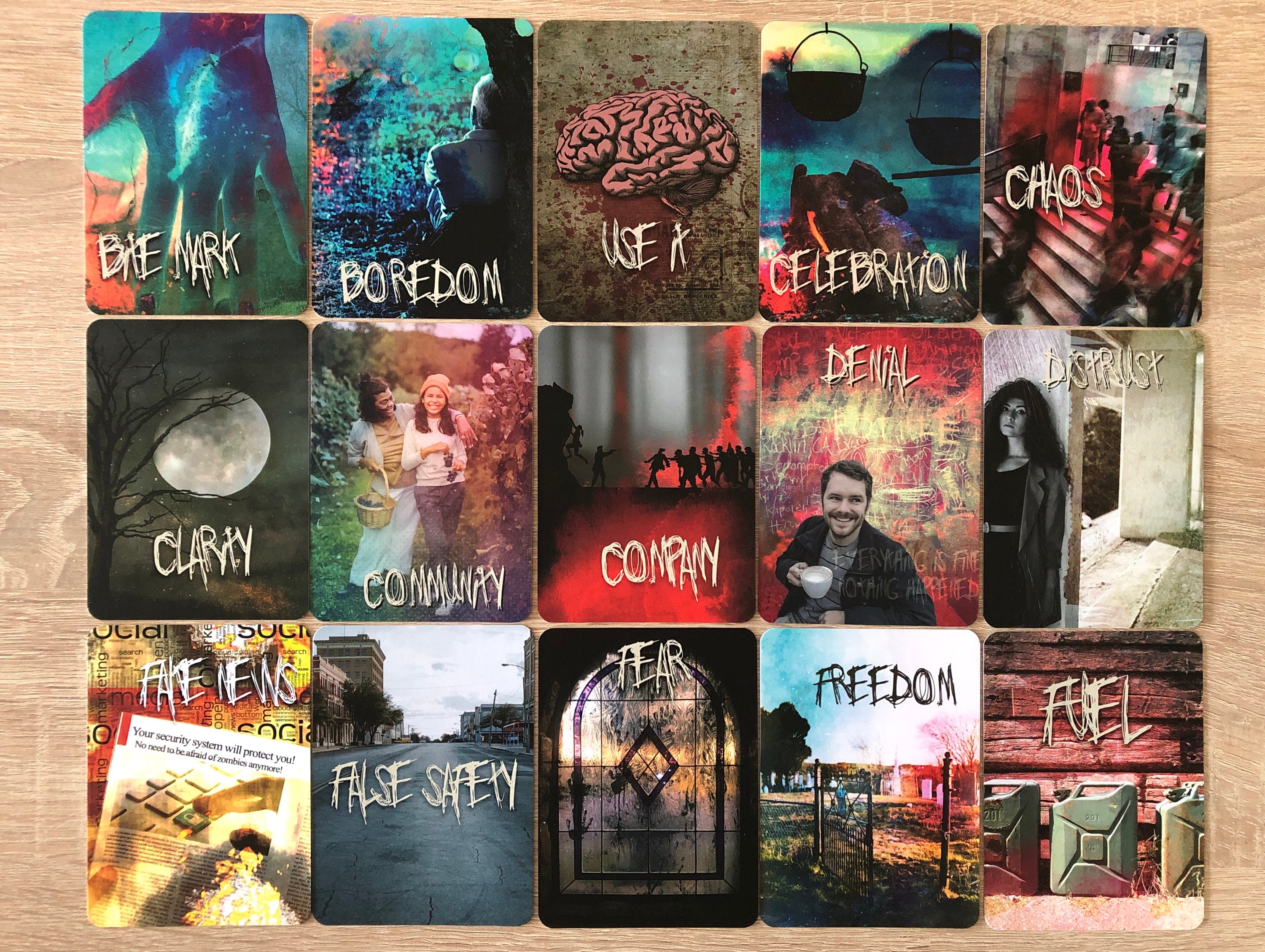 Zombie Oracle - A Post-apocalyptic Zombie Tv Show Themed Deck (60 Cards ...