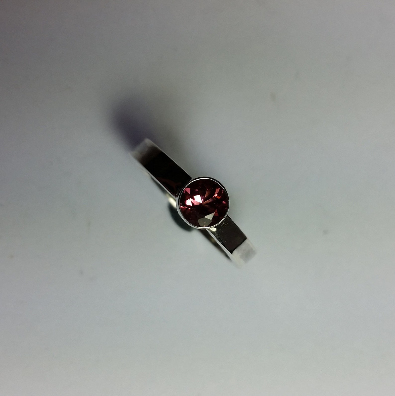 Zilveren ring met roze/rode toermalijn 5 mm facet geslepen - Etsy Nederland
