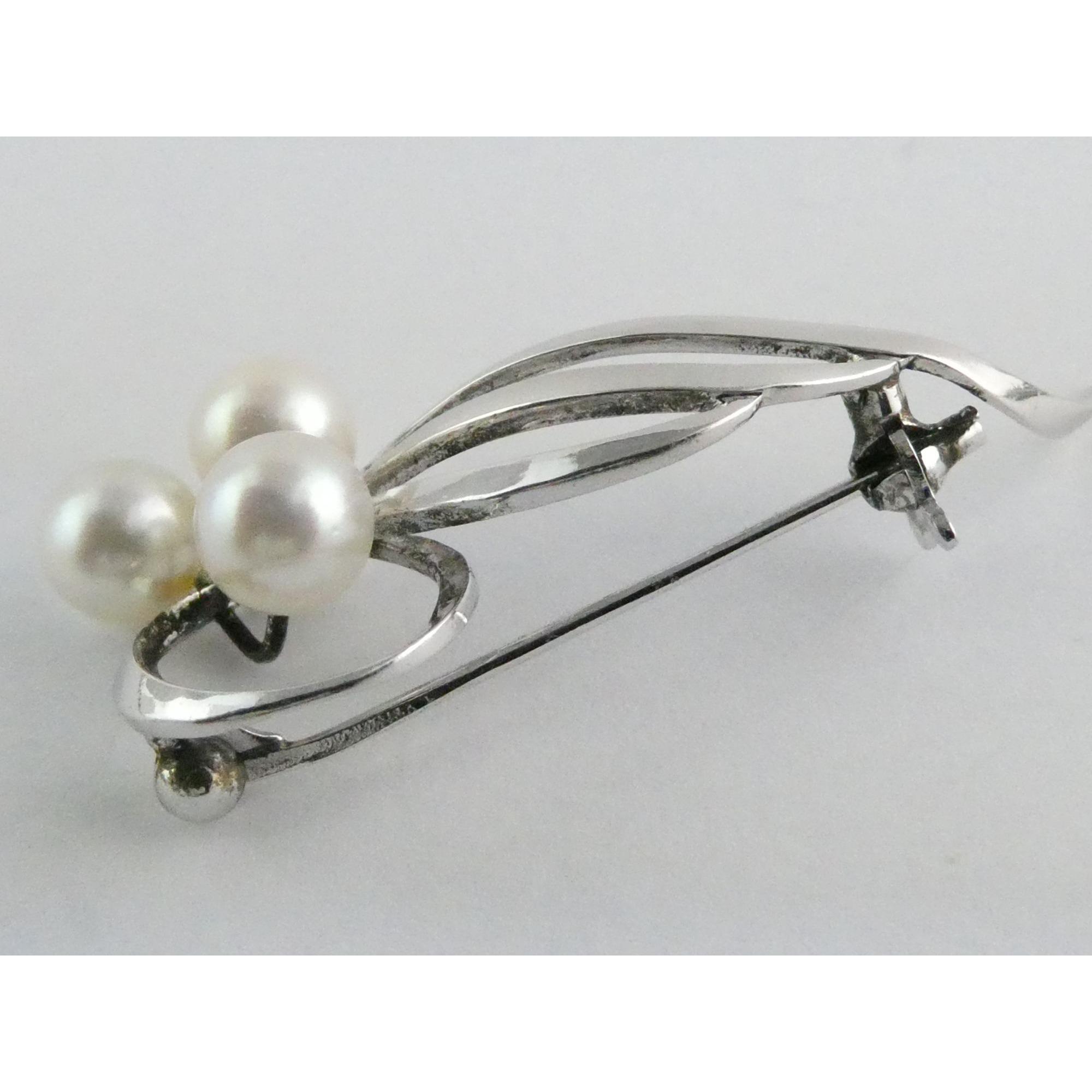 Vintage Mikimoto Sterling Silver Pearl Brooch Pin 3.2g MS Marks 1 5/8 ...