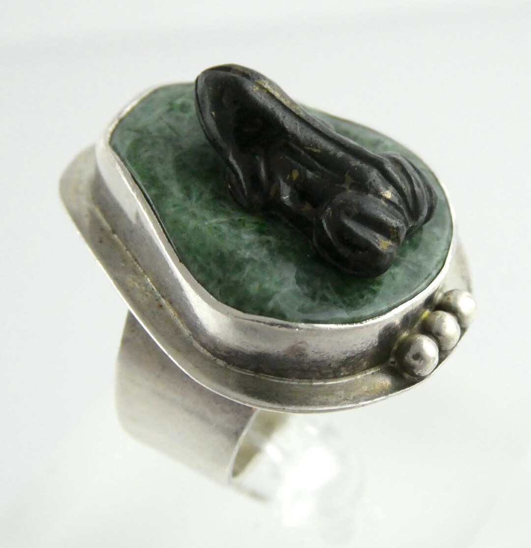 Amy Kahn Russell Sterling Silver Carved Onyx and Jade Frog Ring 925 Size 7 AKR - Etsy