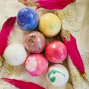 Namaste Gift Box, Soy Candle, Bath Bomb, Cozy Socks, Yogi Gift - Etsy