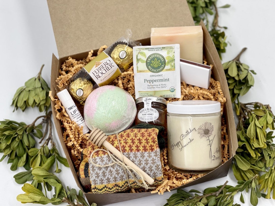 April Birthday Gift, April Birth Flower Candle, Custom Aries Taurus ...