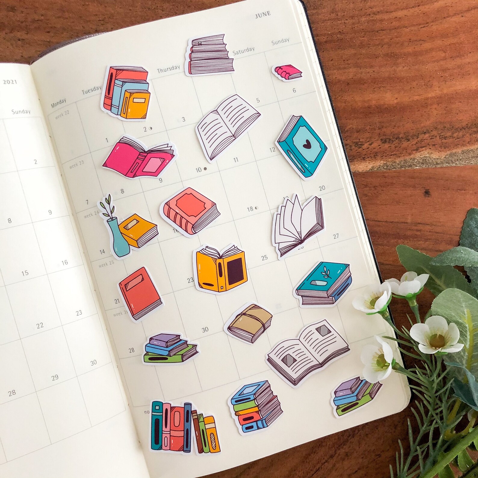 18 Book Sticker Pack Bujo Bullet journal Reading Journal | Etsy