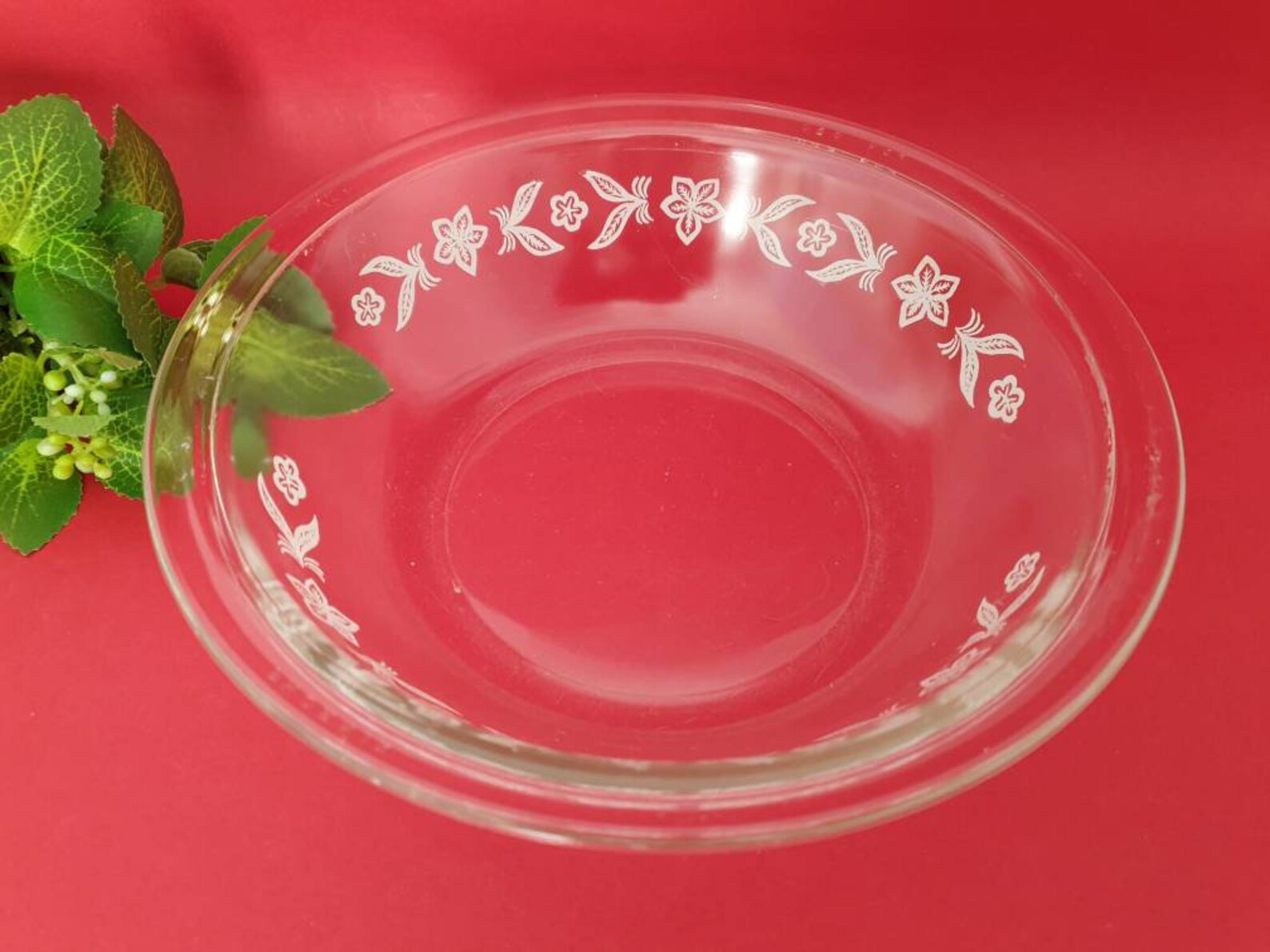 Vintage Phoenix Glass Round Clear Glass Bowl With White Flower - Etsy