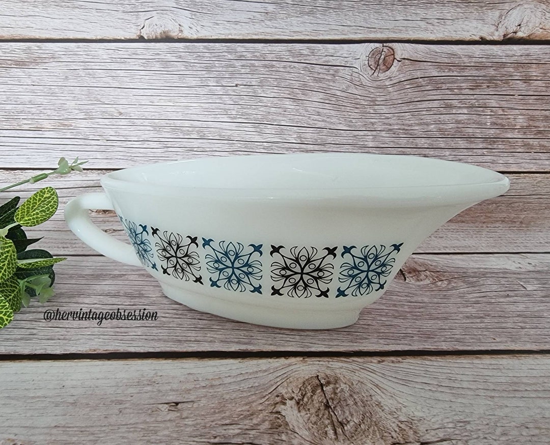 Vintage JAJ Pyrex England Chelsea Gravy Sauce Boat - Etsy