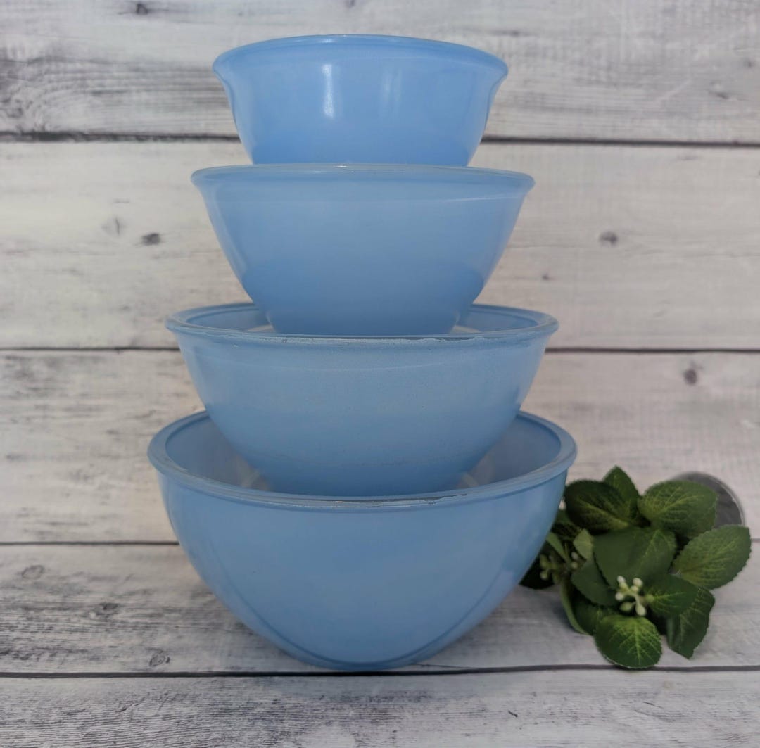 Vintage Crown Crystal Agee Pyrex Australian Sprayware Blue Mixing Set ...