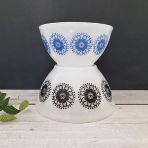 Vintage Australian Agee Pyrex doily Mixing Nesting Bowl Set of Four ...
