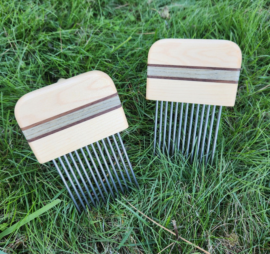 Wool Combs - Single Row - Maple and Blue Stain Pine - Etsy