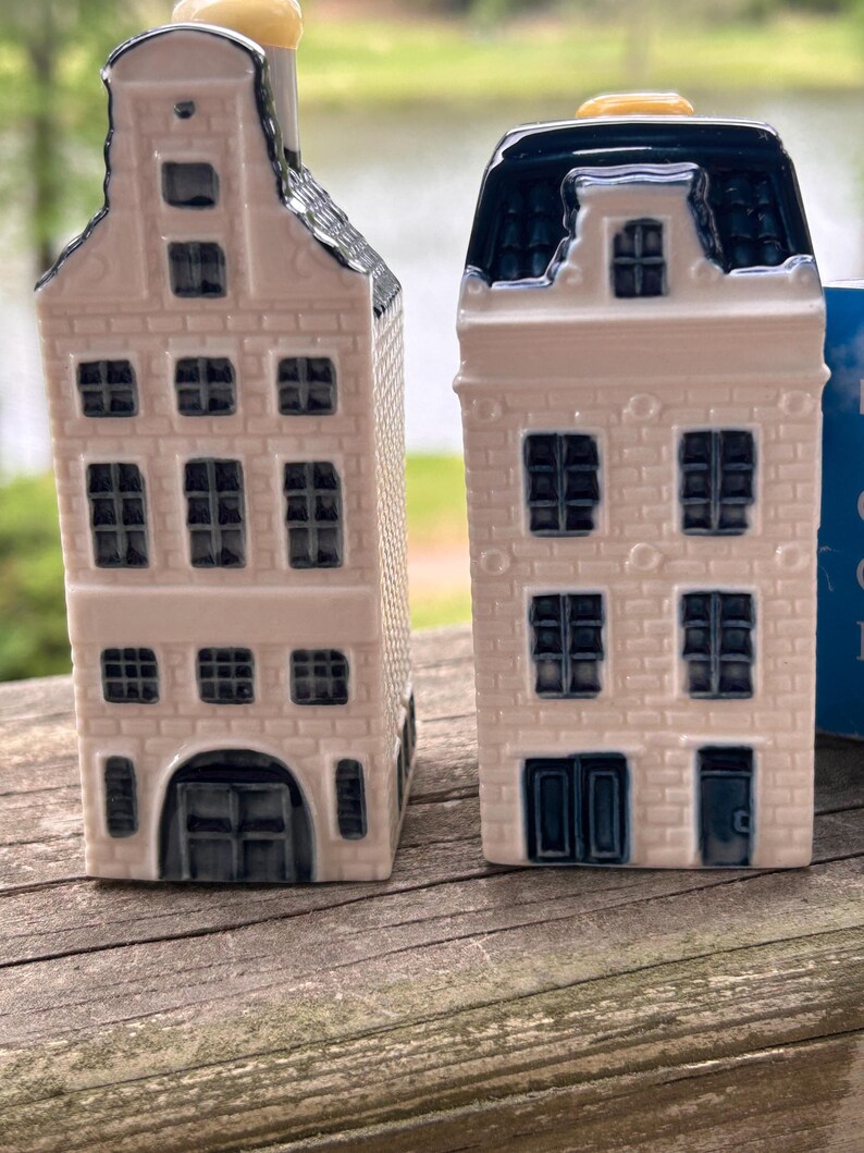 KLM Blue Delft House #42 or #43 – Bols Collectible Miniature Canal ...