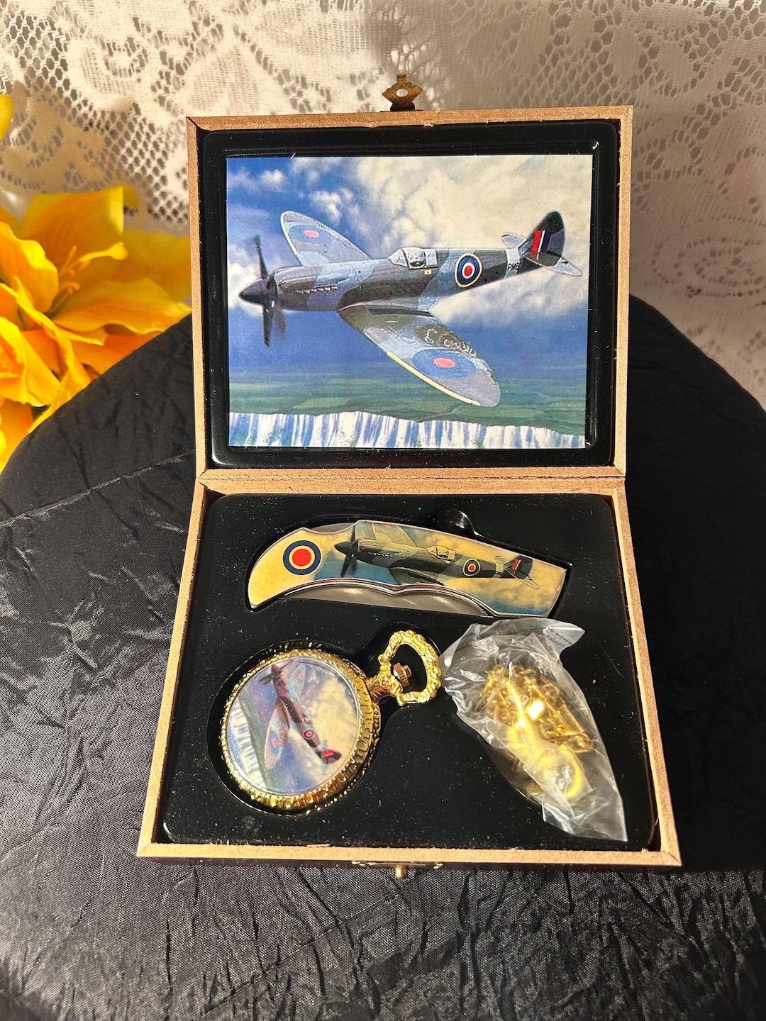 BOXED Battle of Britain RAF Spitfire Celebration Pocket Watch and Knife ...