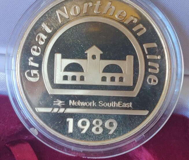 Boxed National Rail Memorabilia 1989 2" Gold Medal Great Northern Line ...
