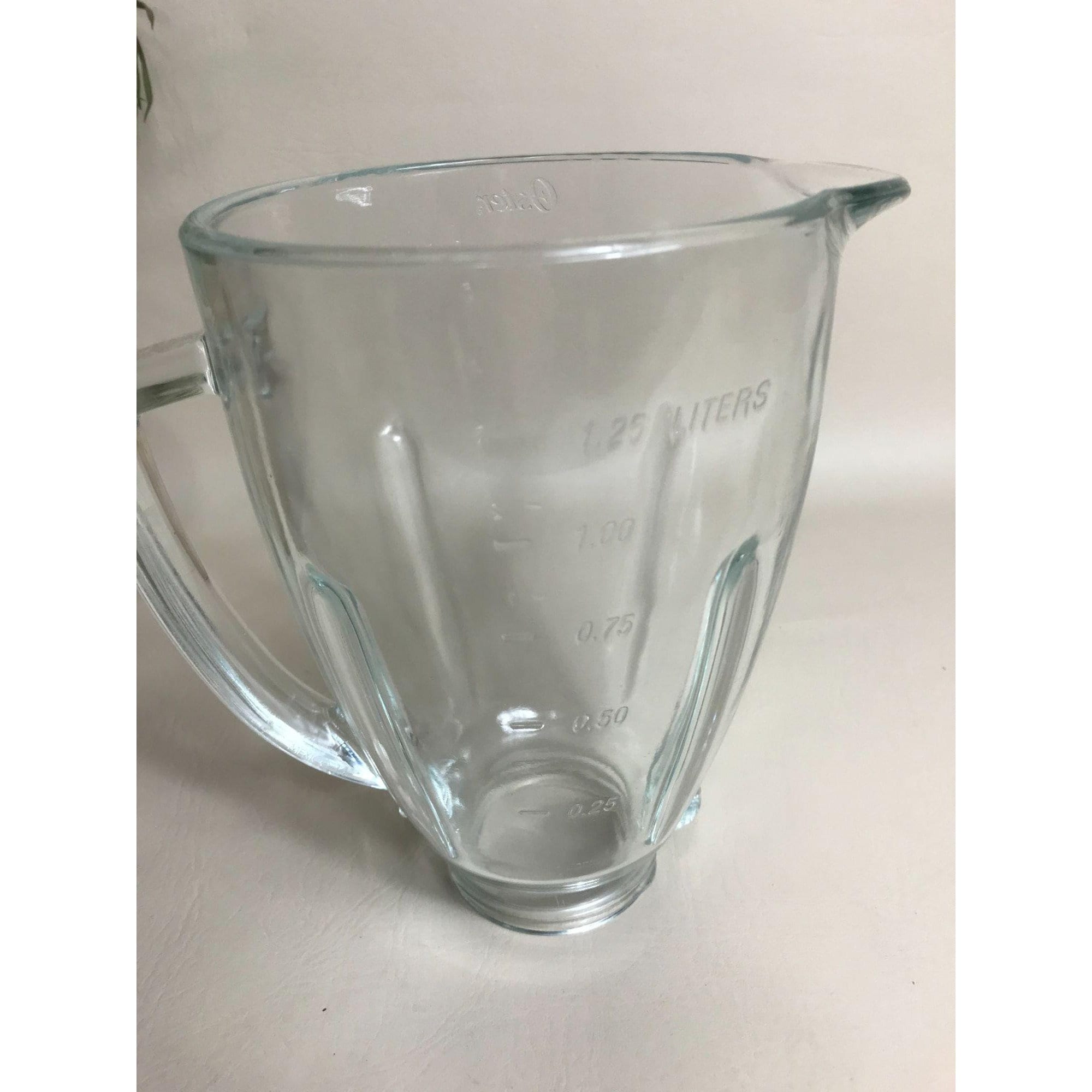 Oster Blender With Glass Pitcher at Alexis Dawkins blog