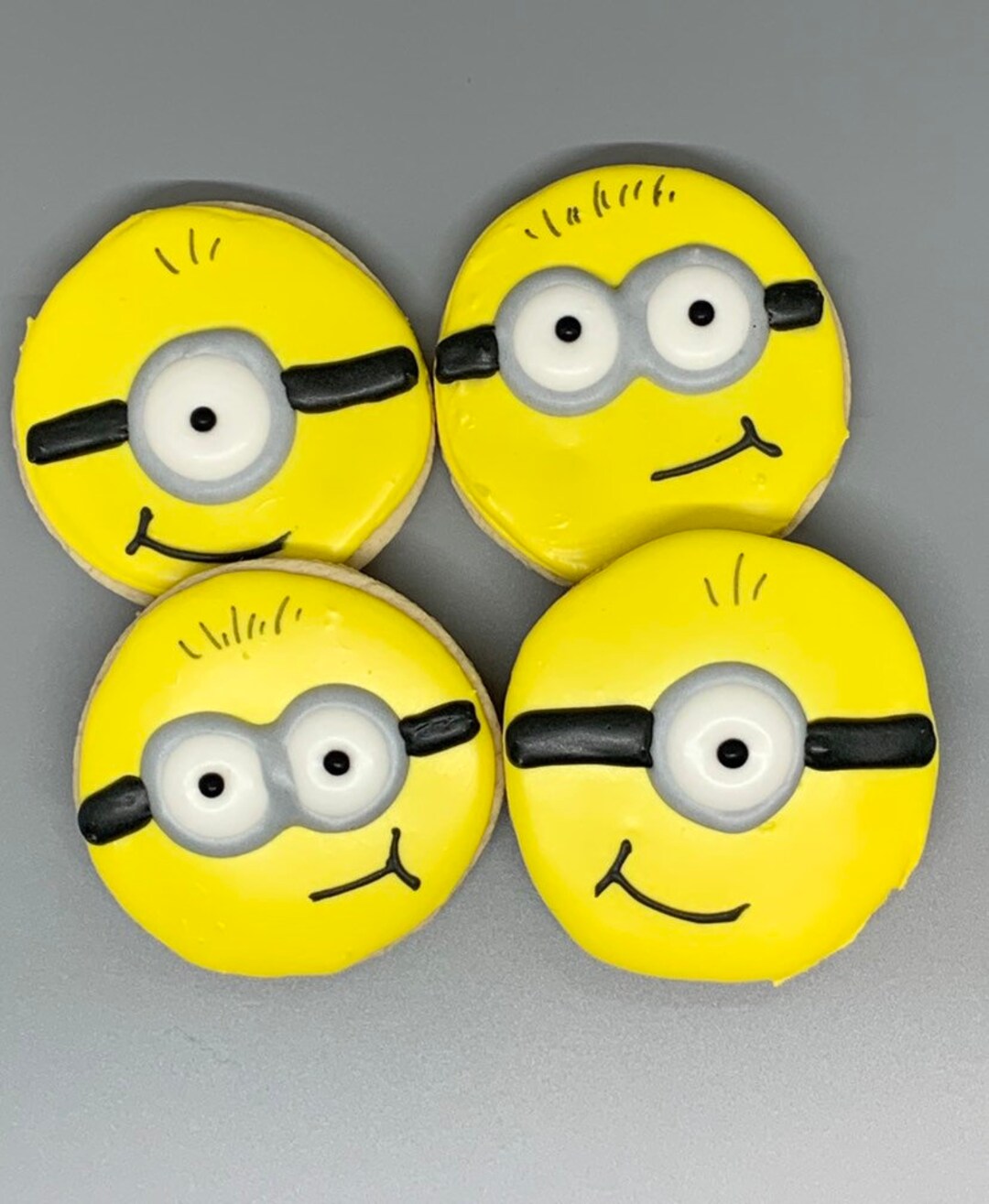 Minion Cookies - Etsy