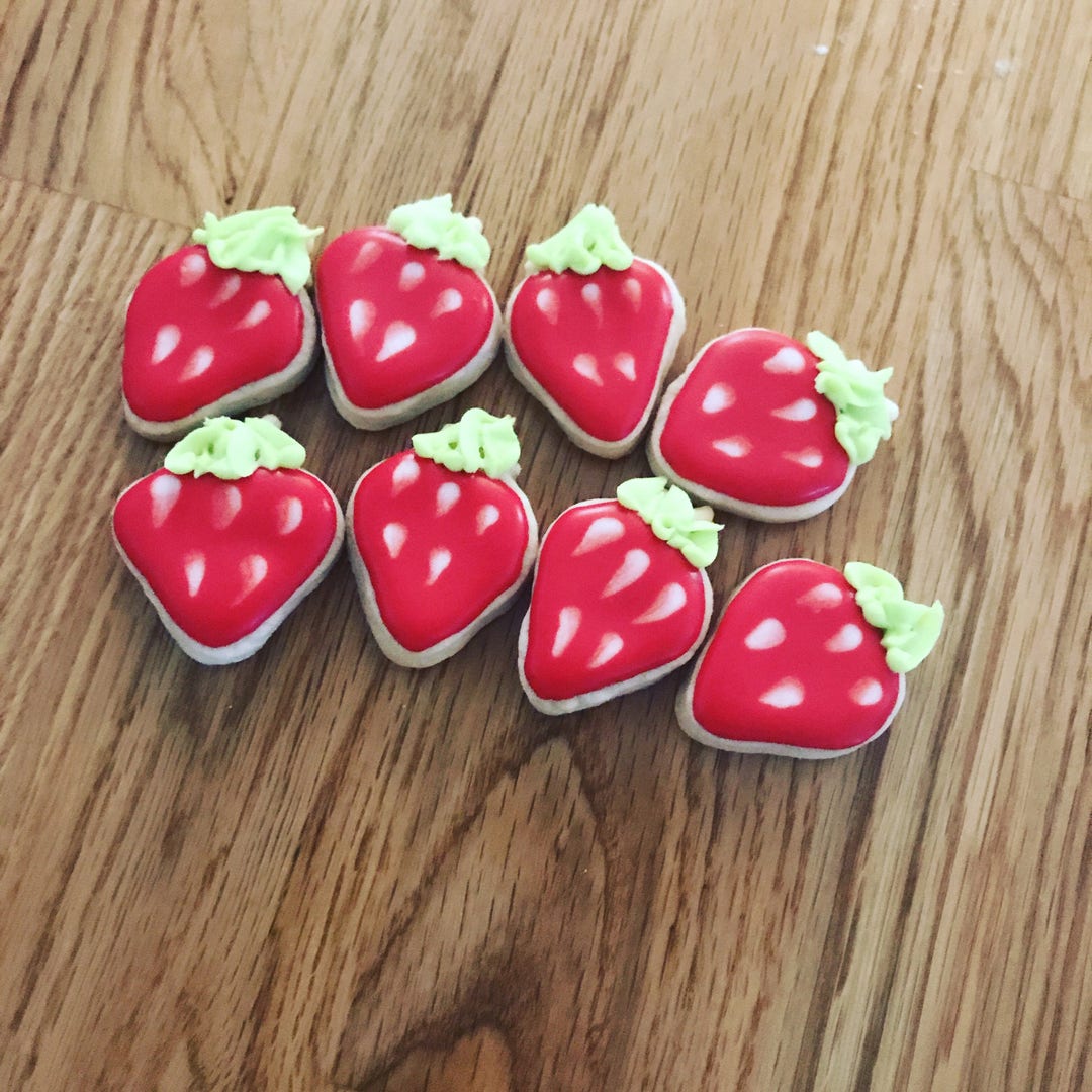 Bite Size Strawberry Cookies 24ct - Etsy